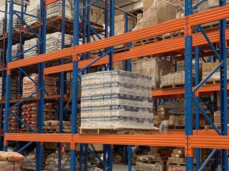 Pallet Rack That You Can Run Stuff Through The Middle